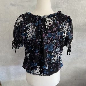 blousology | Tops | Women Short Sleeve Flowered Blousology Blouse Nwot ...